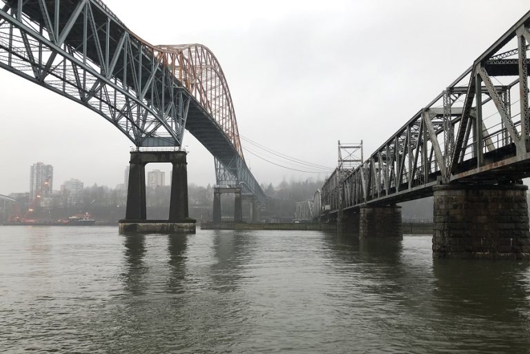 Fraser River Rail Bridge High-Definition Survey - McElhanney